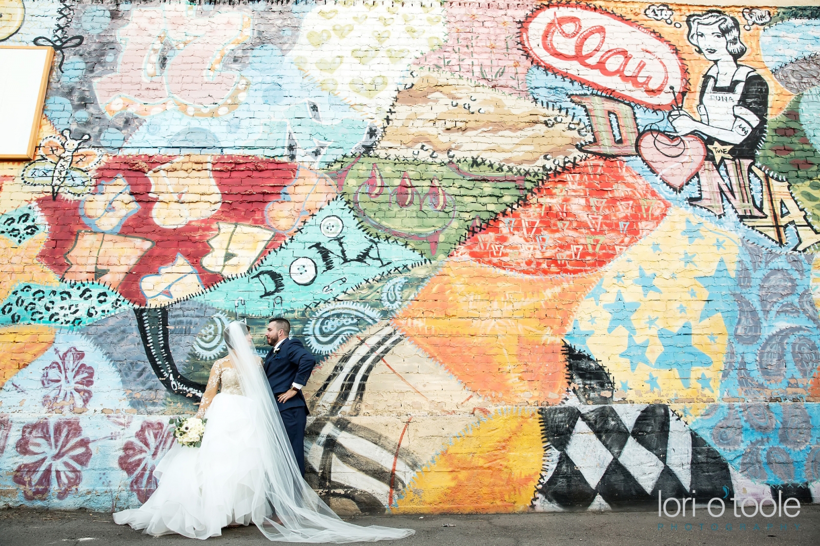 Katie and Mike + A Flower Filled Wedding at Stillwell House and Gardens ...