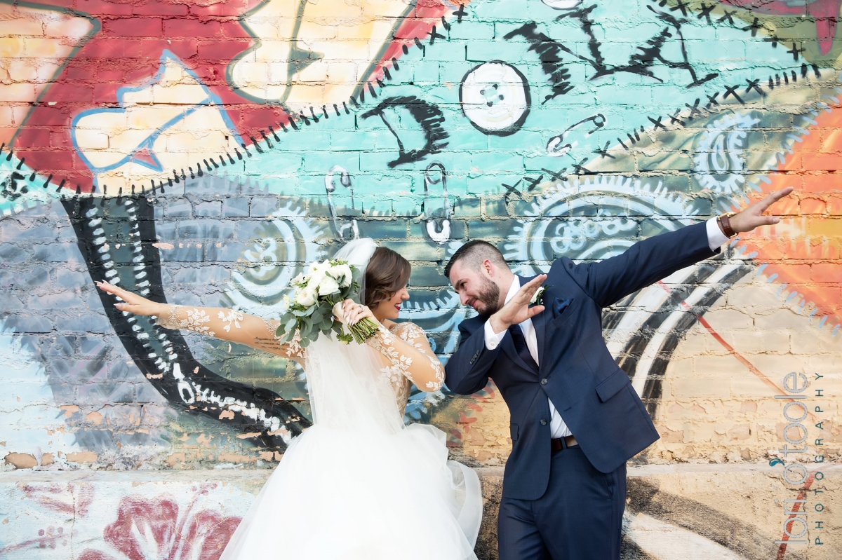 Katie and Mike + A Flower Filled Wedding at Stillwell House and Gardens ...